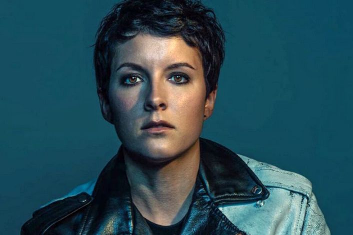 Booking Ria Mae Agent Info & Pricing for Private & Corporate Events