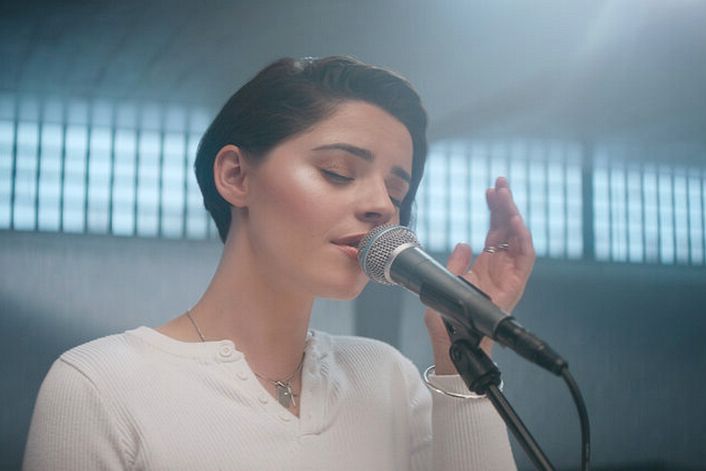 Booking Sarah Proctor Agent Info & Pricing for Private & Corporate Events